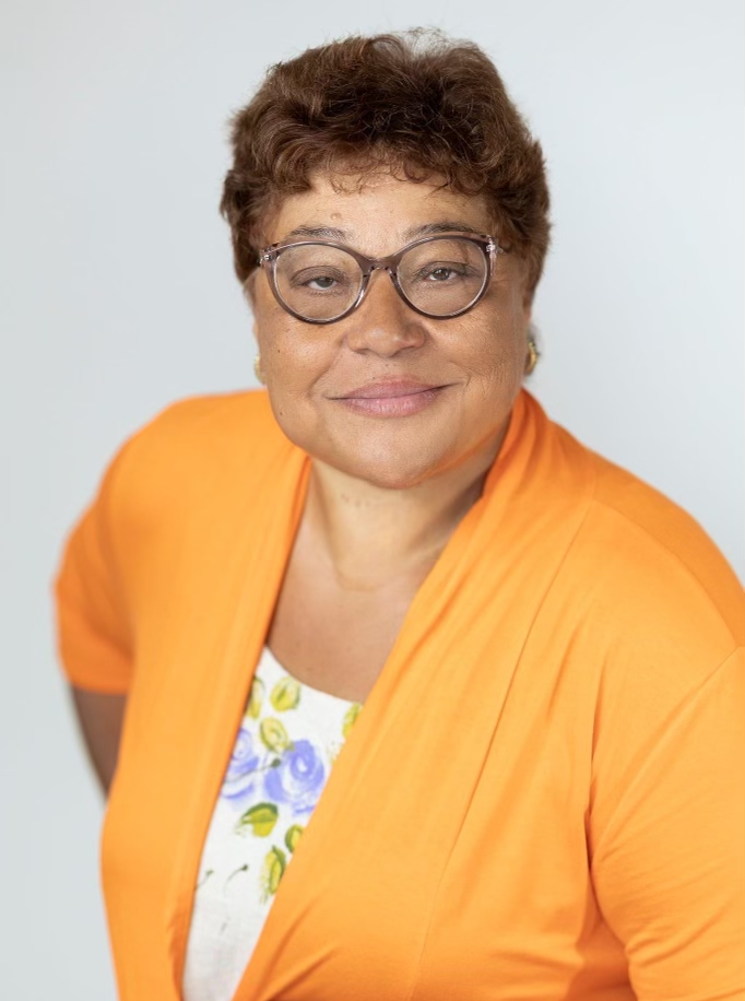 About Carmen – Carmen Leal